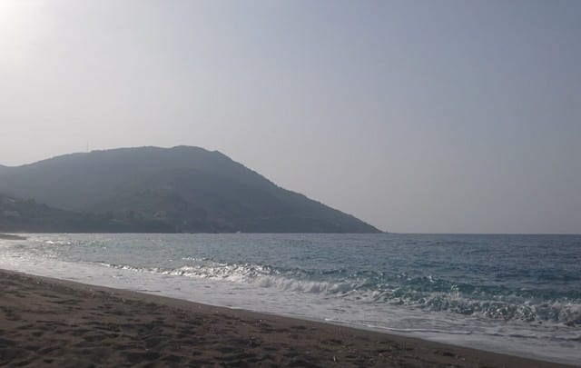 أفضل 5 انشطة عند زيارة شاطئ الساكت بجاية